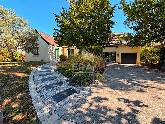 Maison 7 pièces à Saint-Fargeau-Ponthierry, à vendre