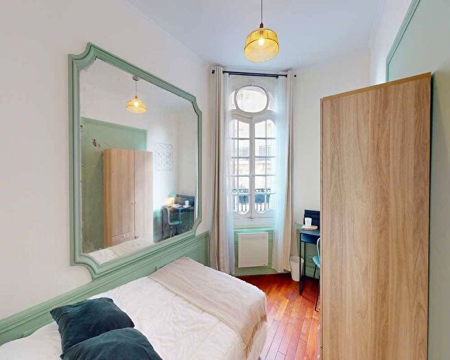 La Fourche-Guy Môquet, Paris 17ème arrondissement - Appartement 4 pièces à louer