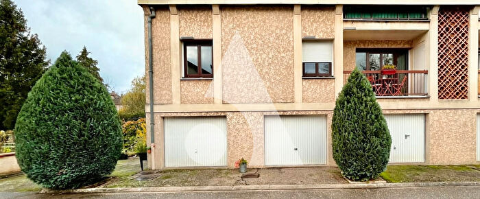 Appartement à louer - Neufchâteau - 4 pièces - 3 chambres