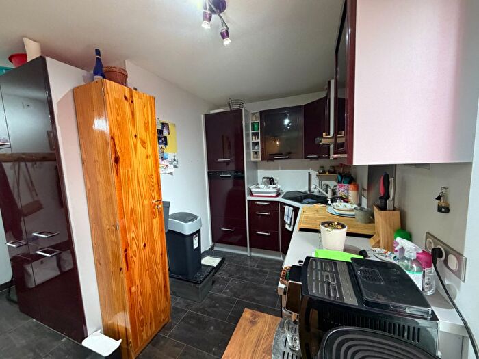 Le Creusot, Sud Est : Appartement 3 pièces à vendre
