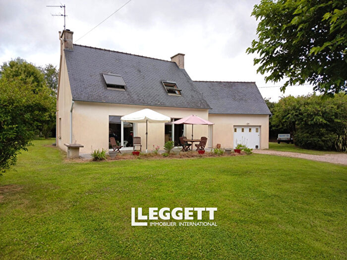 Maison 10 pièces à Huelgoat, à vendre