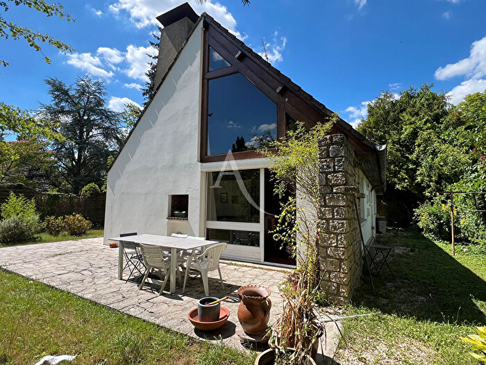Le Châtelet-en-Brie : Maison 6 pièces à vendre