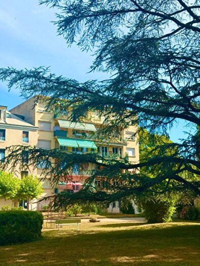 Bourg-en-Bresse, Gare, Peloux-Mail, Citadelle : Appartement 4 pièces à vendre