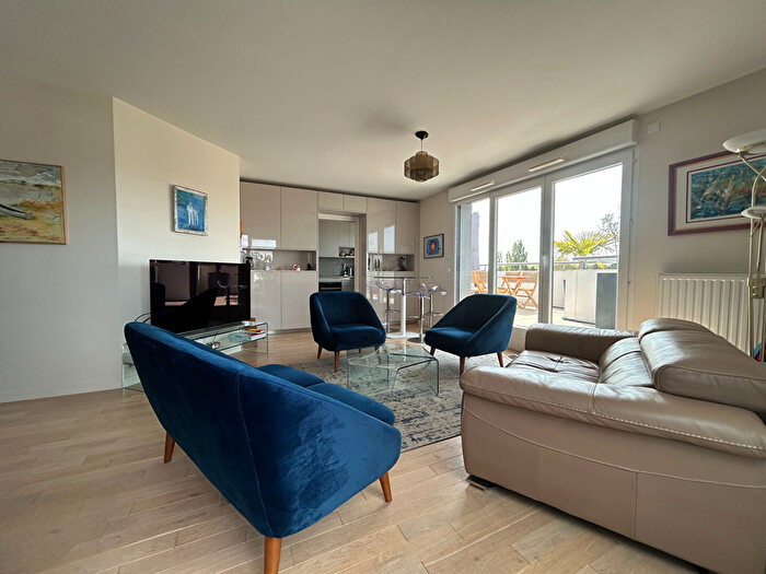 Appartement 5 pièces à vendre - Châtenay-Malabry, Petit Chatenay, Voltaire, Croix Blanche