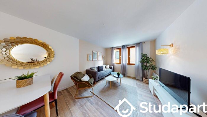 Gambetta, Nîmes : Appartement 1 pièce à louer