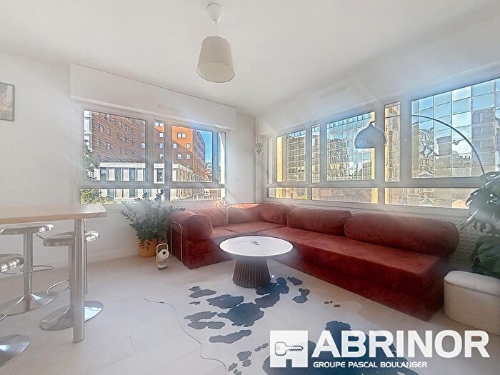 Lille, Centre-ville, Euralille : Appartement 2 pièces à vendre