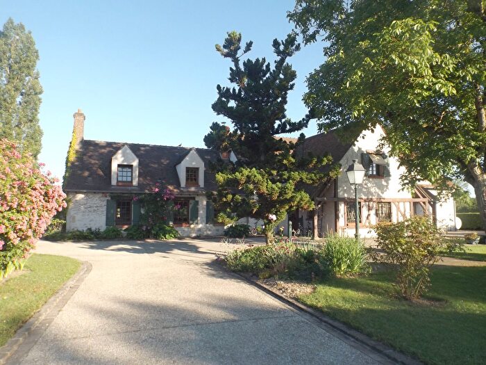 Maison à vendre - Chanteau - 8 pièces - 5 chambres