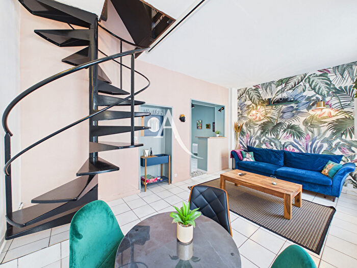 Maison 3 pièces à Croix, Saint-Pierre, à vendre