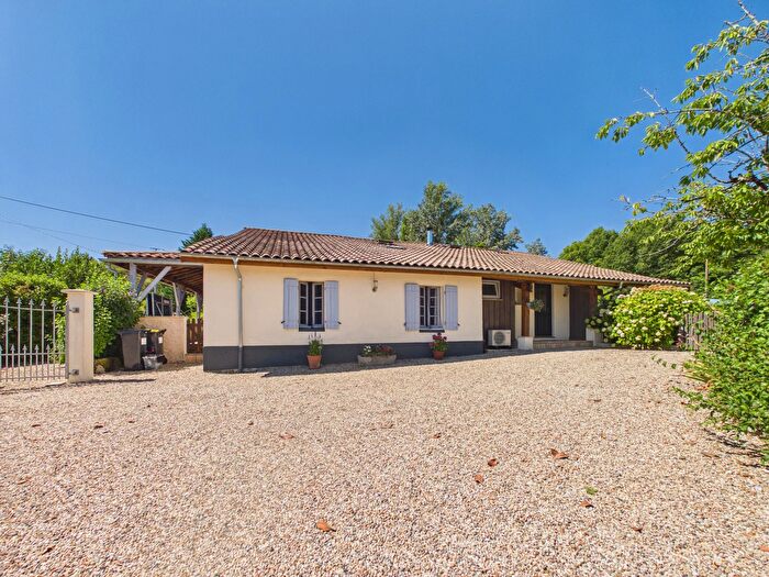Allemans-du-Dropt : Maison 9 pièces à vendre