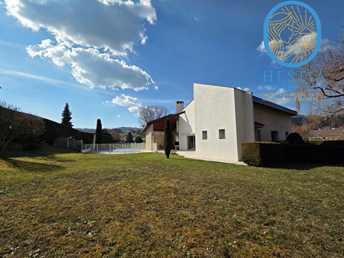 Maison à vendre - Voiron, Souillet, Vouise, Belvédère - 7 pièces - 4 chambres