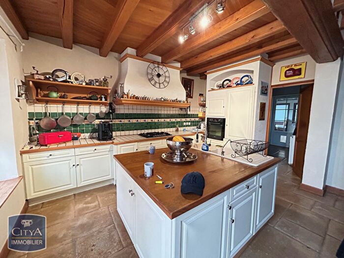 Maison à vendre - Sainte-Thorette - 7 pièces - 5 chambres