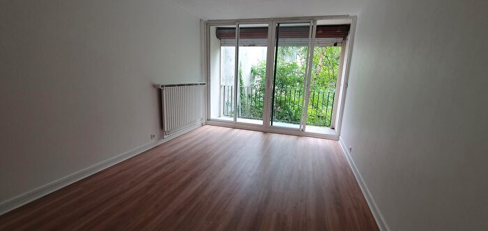 Nanterre, Parc Sud : Appartement 2 pièces à louer