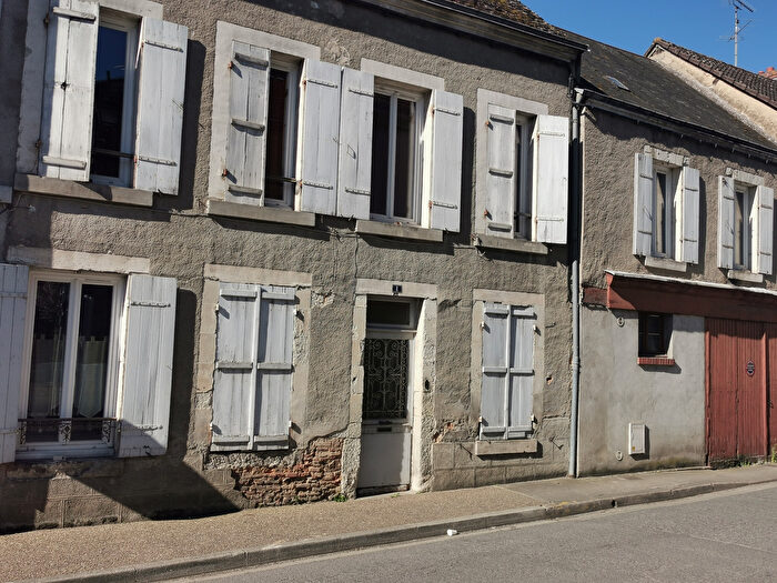 Graçay : Maison 7 pièces à vendre