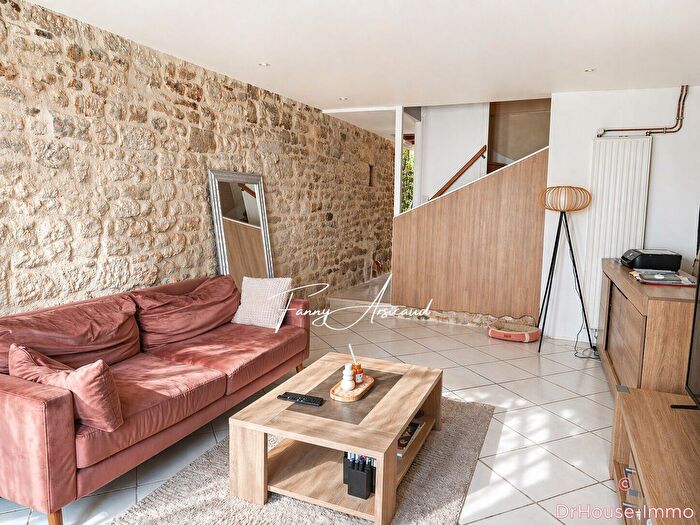 Maison 5 pièces à vendre à Fontenay-le-Comte, Commerce, Marchoux