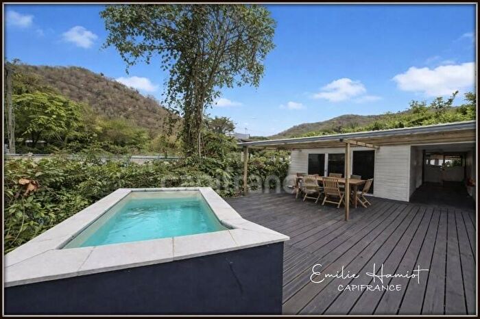 Maison à louer - Case-Pilote - 3 pièces - 2 chambres