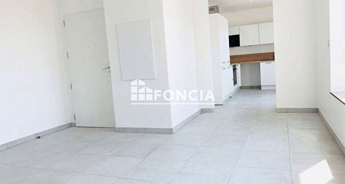 Appartement à louer - Le Clos du Luxembourg-Centre Ville, Bourg-la-Reine - 3 pièces - 2 chambres