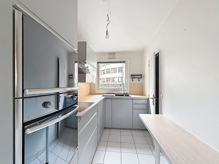 Issy-les-Moulineaux, Centre-ville, Corentin Celton, Les Varennes : Appartement 4 pièces à vendre