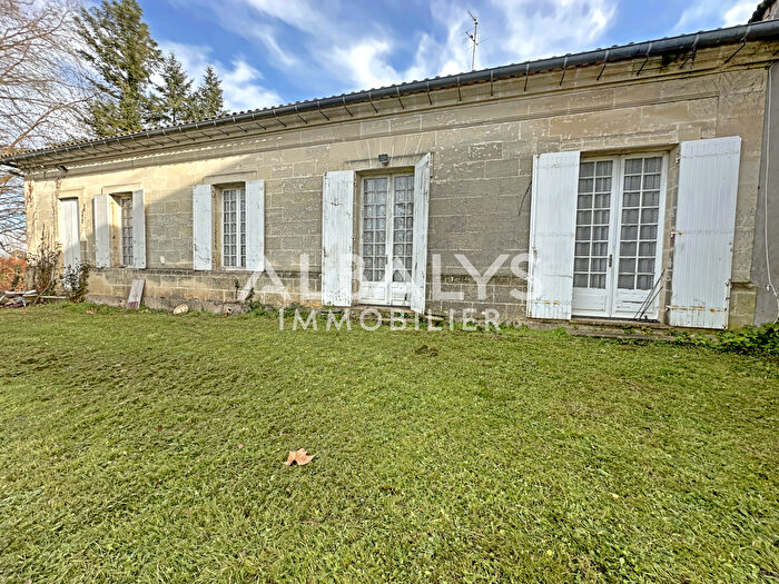 Maison à vendre - Génissac - 5 pièces - 3 chambres