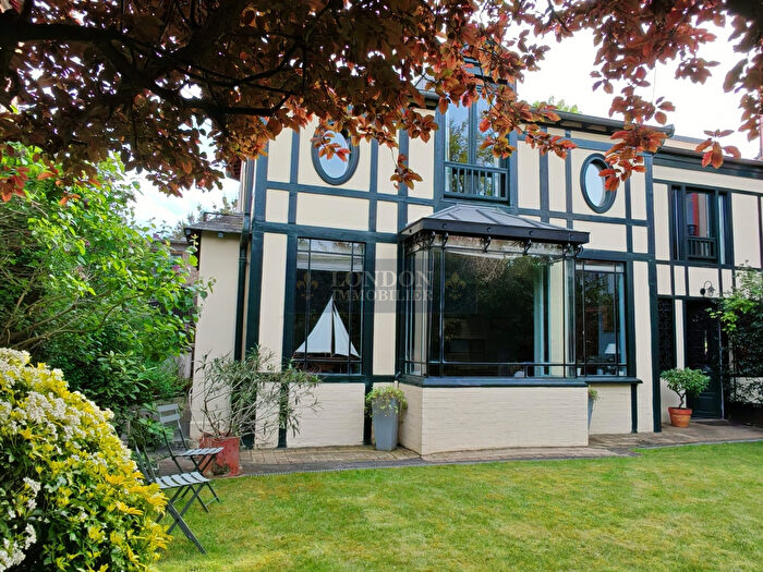 Maison 8 pièces à vendre - Versailles