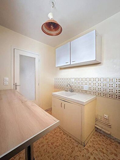 Appartement à louer - Sud-Saint Jacques, Clermont-Ferrand - 1 pièce