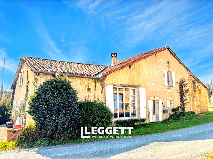 Maison à vendre - Bourg-des-Maisons - 4 pièces - 2 chambres