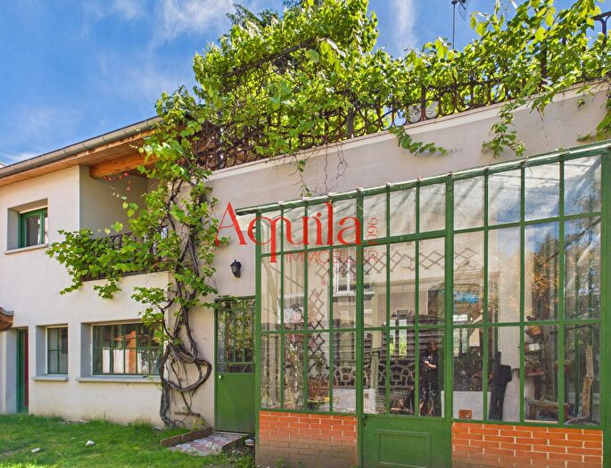 Villeurbanne, Les Poulettes : Maison 6 pièces à vendre