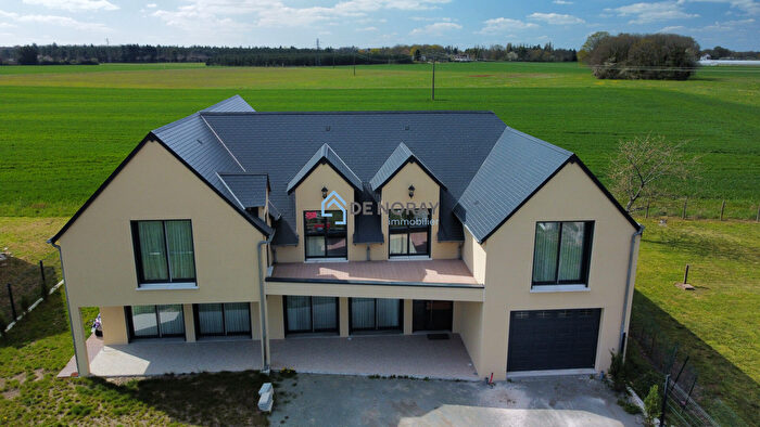 Maison à vendre - Esvres - 8 pièces - 5 chambres