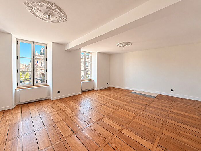 Limoges, Centre-ville, Hôtel de Ville, Emailleurs - Appartement 3 pièces à louer