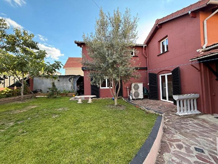 Maison à vendre - Bondy - 6 pièces - 4 chambres