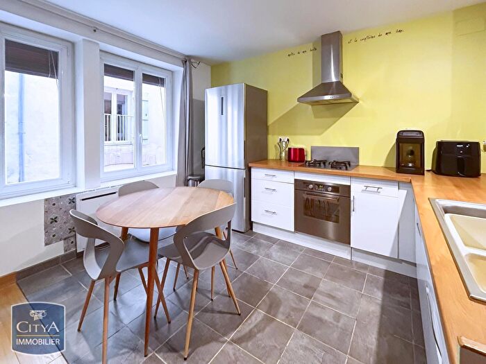Maison 4 pièces à Mâcon, Centre-ville, à vendre