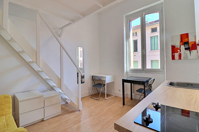 Albi, Centre-ville : Appartement 1 pièce à louer