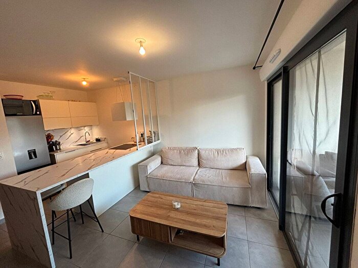 Appartement à louer - Ouest et Sud, Borgo - 2 pièces - 1 chambre