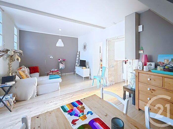 Maison à vendre - Angoulême - 5 pièces - 4 chambres