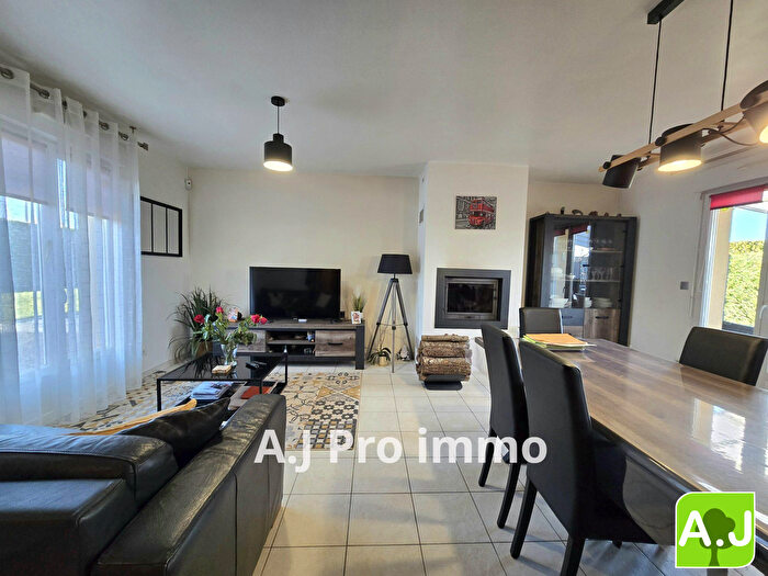 Maison à vendre - La Couture-Boussey - 5 pièces - 4 chambres