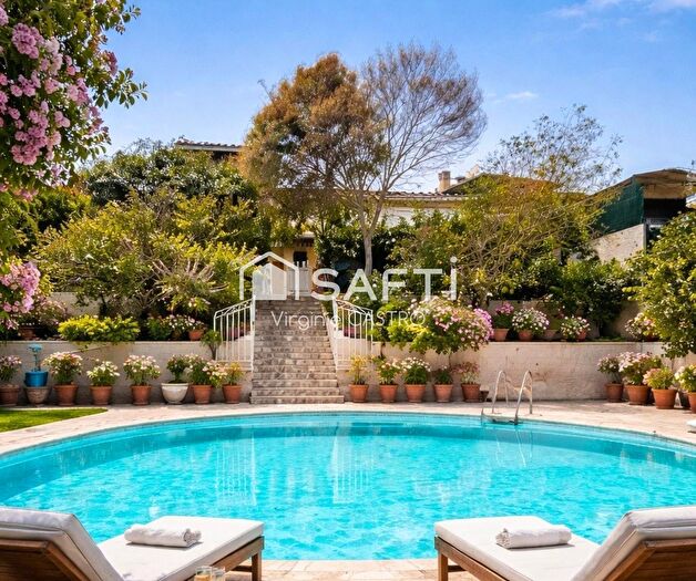 Maison à vendre - Mandelieu-la-Napoule, Minelle - 6 pièces - 4 chambres