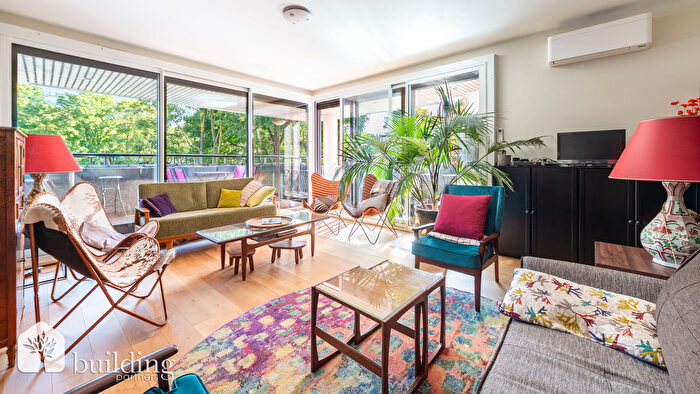 Appartement à vendre - Levallois-Perret, Front de Villiers - 4 pièces - 2 chambres