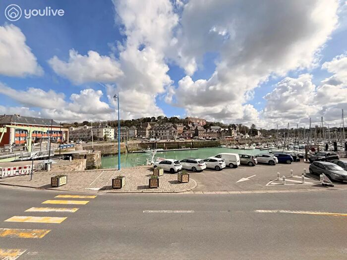 Appartement à vendre - Saint-Valery-en-Caux - 2 pièces - 1 chambre