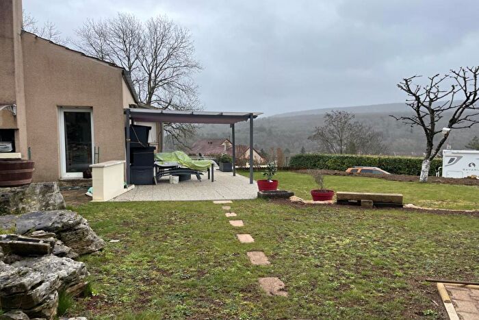 Maison à vendre - Sainte-Marie-sur-Ouche - 5 pièces - 4 chambres