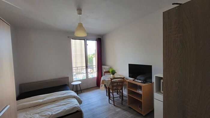CES Paul Dangla et, Agen - Appartement 1 pièce à louer