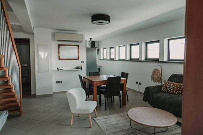 Appartement à louer - Saint-Denis - 3 pièces - 2 chambres