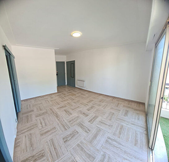 Villeneuve-Loubet, Plage : Appartement 1 pièce à louer