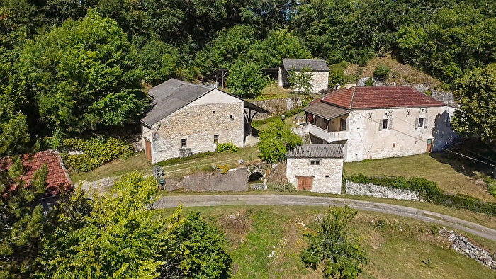 Maison 5 pièces à vendre à Belmontet