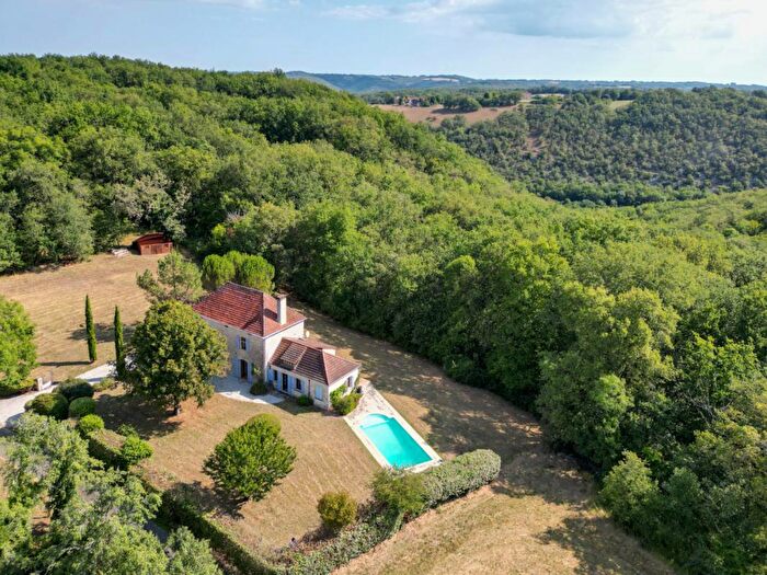 Maison à vendre - Gourdon - 8 pièces - 5 chambres