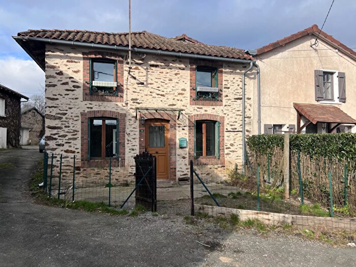 Maison à vendre - Châlus - 4 pièces - 2 chambres