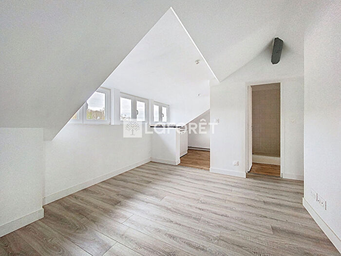 Appartement à louer - Elbeuf, Les Mesliers, Mont Duve - 2 pièces - 1 chambre