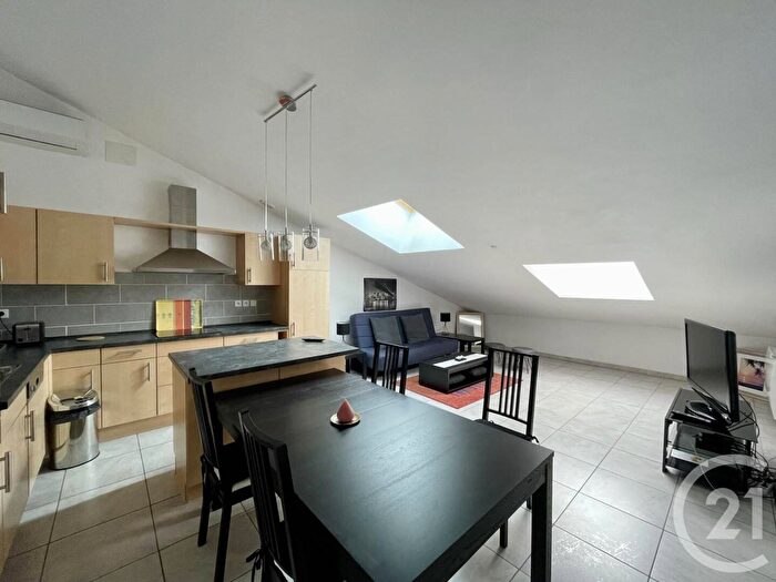 Appartement à louer - Thionville - 3 pièces - 2 chambres