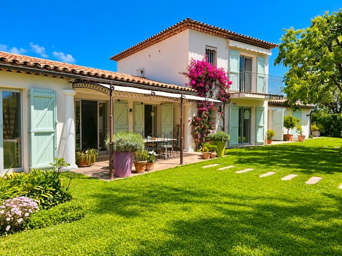 Maison 5 pièces à Mougins, à vendre