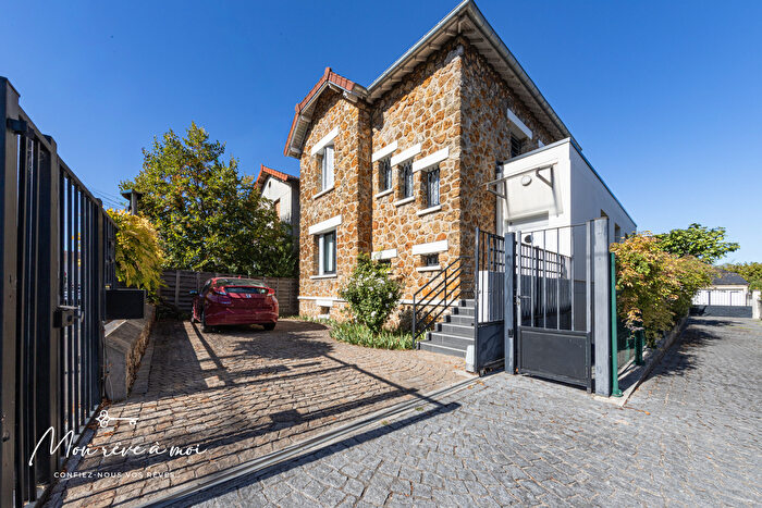 Sartrouville, La Croix Blanche : Maison 6 pièces à vendre