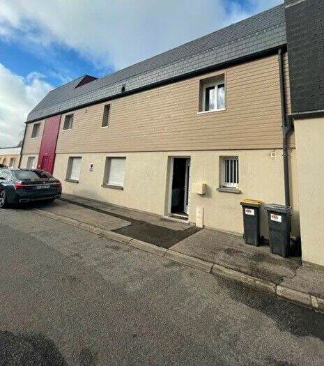 Appartement à louer - Forêt de la Madeleine-Cités Unies, Évreux - 6 pièces - 3 chambres