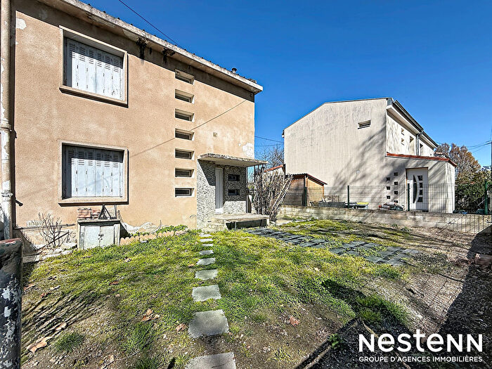 Maison à louer - Ayguesvives - 4 pièces - 3 chambres